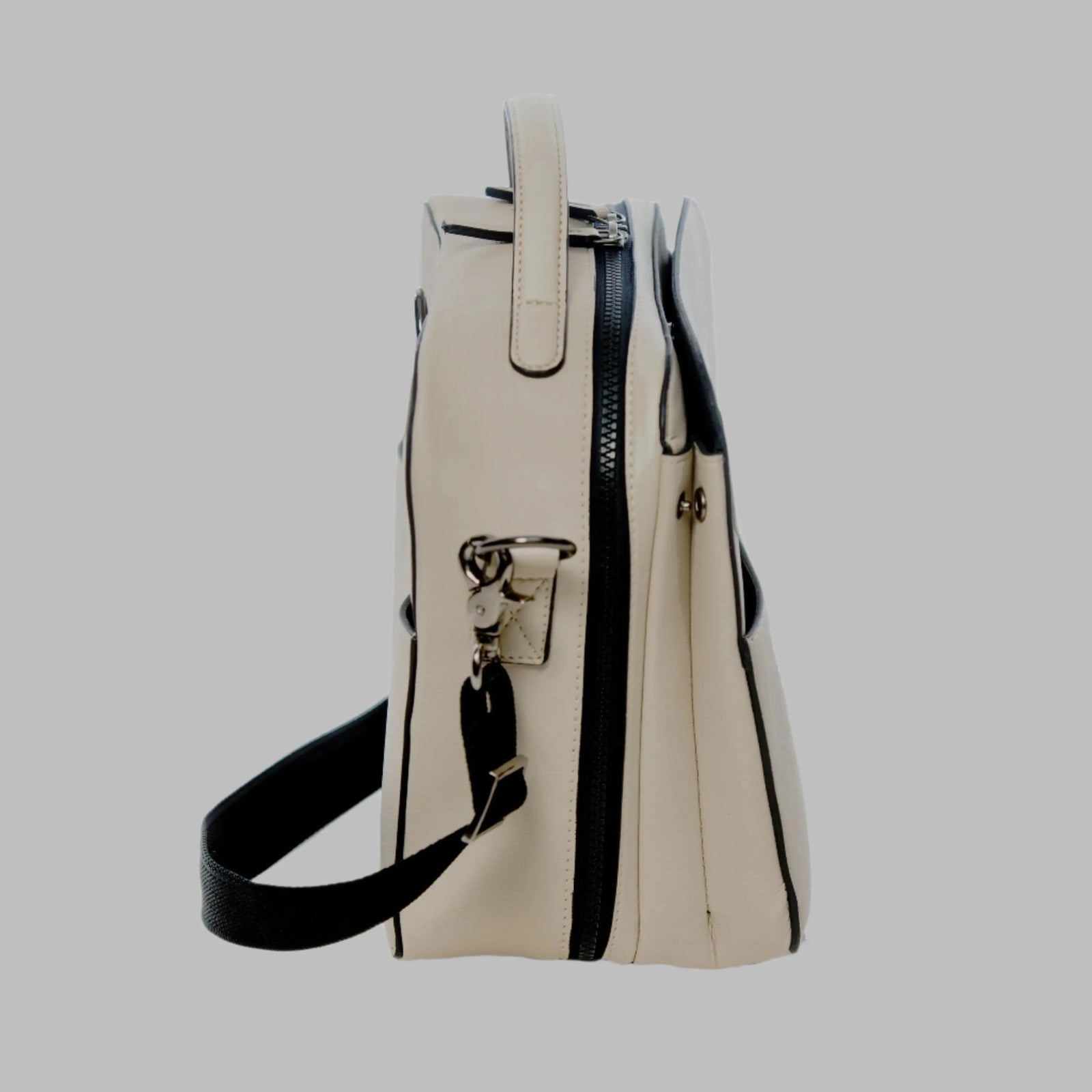 Best Pilot Flight Bags for Women Pilots – Nola Blu